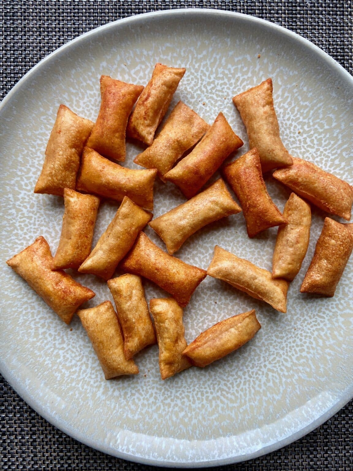 Trader Joe's Baked Pizza Flavored Pillow Crisps Review - Club Trader Joe's